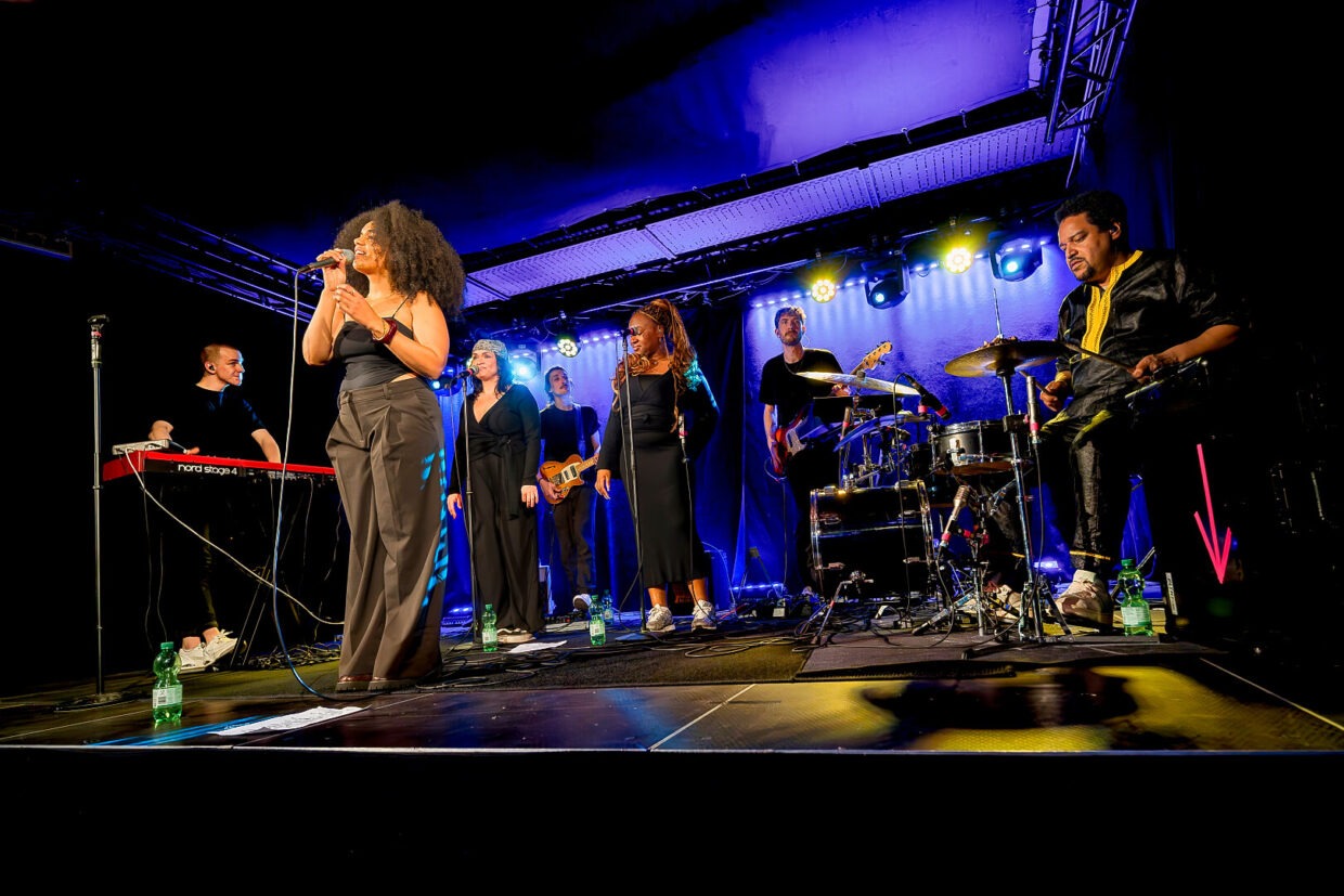 Robine live in der Turbine – Wenn Musik zu Therapie wird
